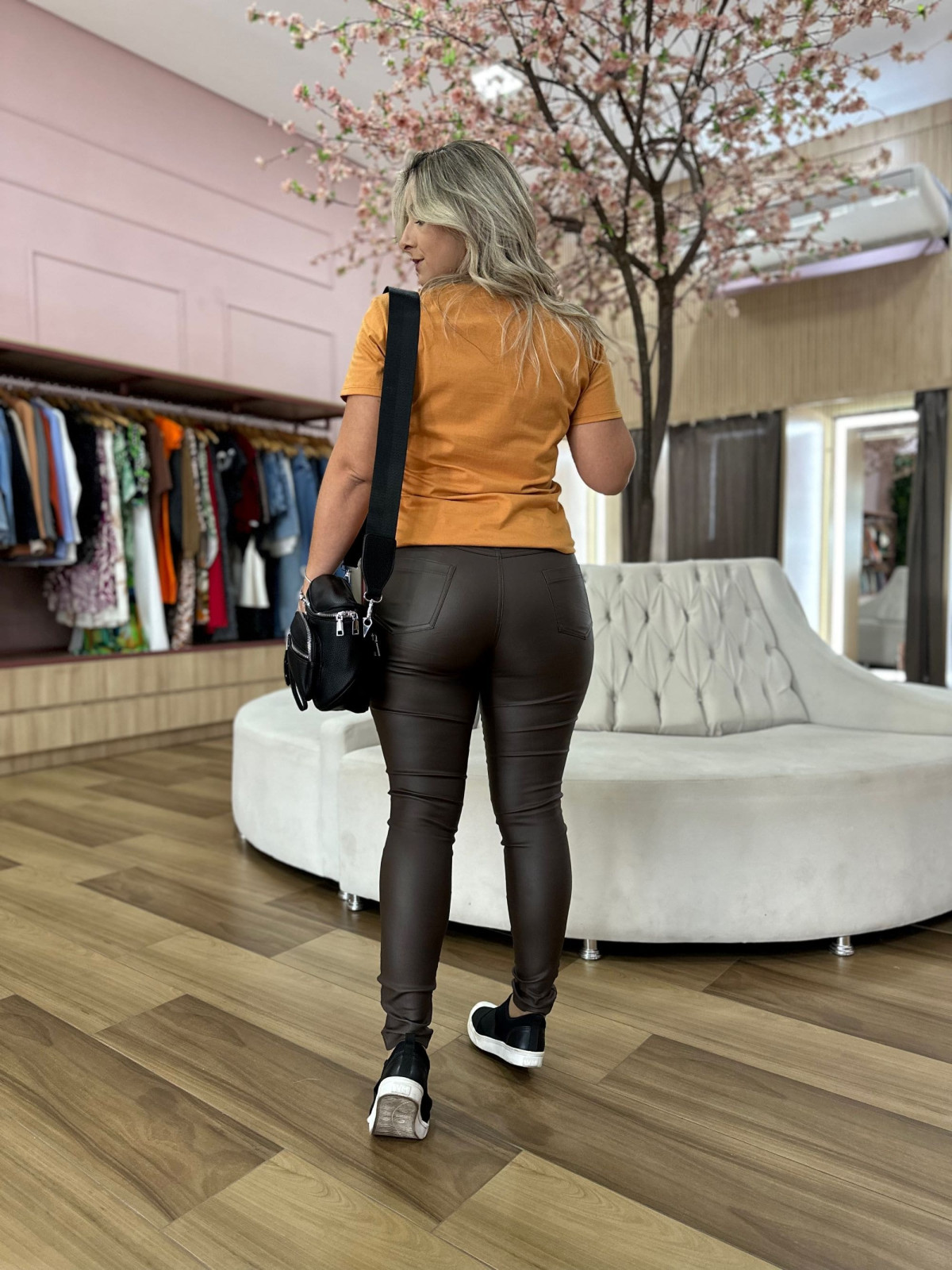 Calça Resinada Yasmini | Daniele Fazan